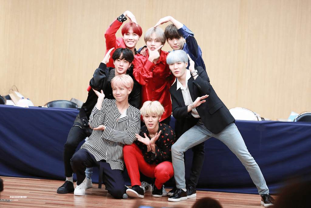 Fansigns – BTS Bangtan Archive